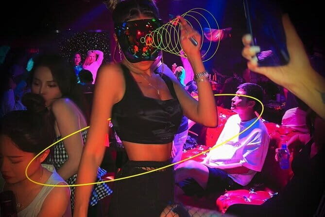 Shanghai Night Vibes Pub and Club Crawl - Whats Included and Whats Not