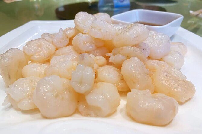 Shanghai shared Foodie Walking Tour at YunnanRoad food street. - Is the Price Worth It?