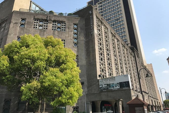 Shanghai Tower Science Technology Museum and Bund Private Tour - Is It Worth the Price?