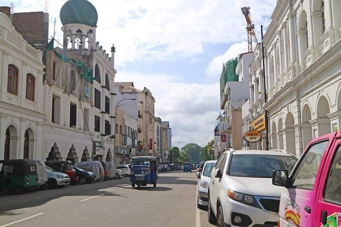 Shore Excursion Colombo Port to Kelaniya Temple & Colombo City for 1 to 2 People - A Closer Look at the Itinerary