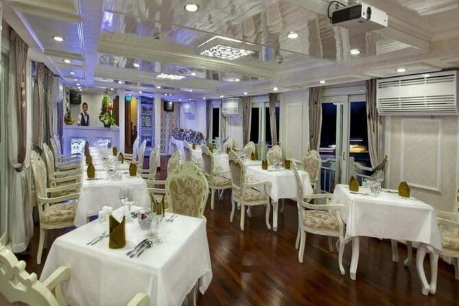 Signature Royal Cruise 2 Days 1 Night - In-Depth Breakdown of the Experience