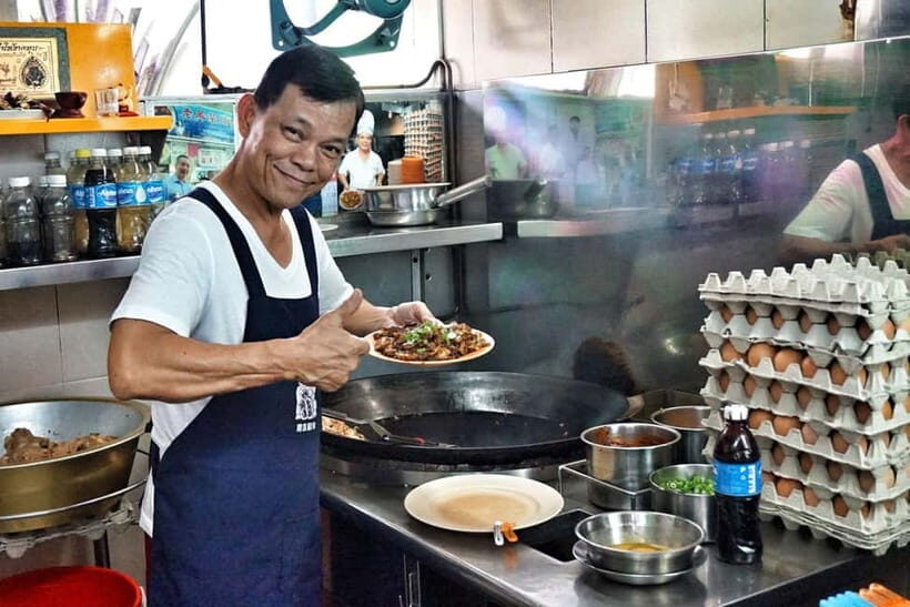 Singapore Food Tour: Eat like a local with 10+ food tastings - What To Expect: A Well-Rounded Food Adventure