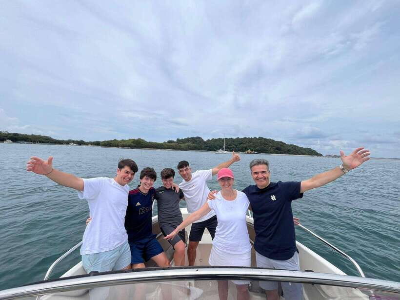 Singapore Southern Islands Speedboat Guided Tour - Island Highlights and Views