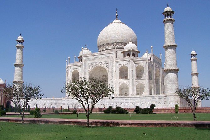 Skip-the-Line Taj Mahal Entrance Ticket with guide and Car - Who Will Love This Tour?