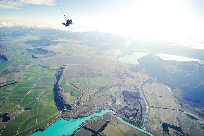 Skydive Mt. Cook - 20+ Seconds of Freefall from 10,000ft - The Experience in Detail