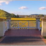 Small group - Napier, Wine, Beer & Cider Tour - 5.0 - 5.5 hours - The Transport and Group Size: Why It Matters