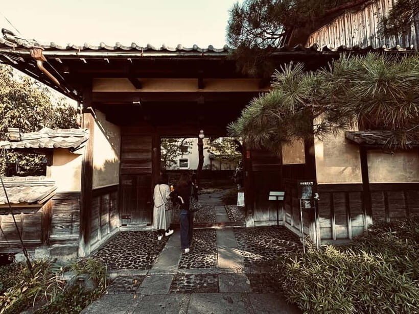 Snow Monkey, Hokusai & Sake: A Perfect Day in Nagano - Who Should Take This Tour?