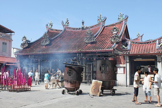 Street of Harmony Walking Tour - Goddess of Mercy Temple (Kuan Yin Teng)