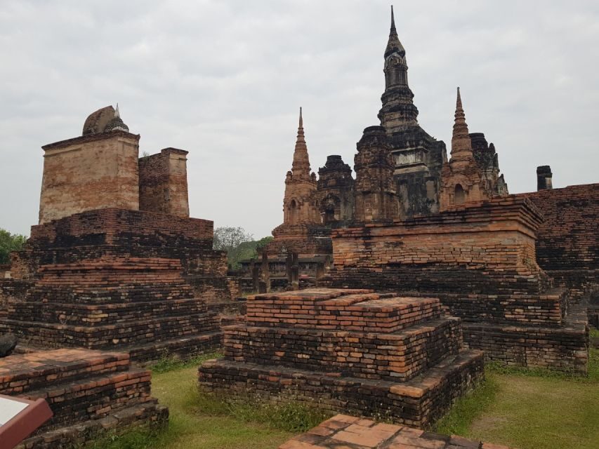 Sukhothai: Full-Day Historical Park Cycling Tour with Lunch - The Practical Side: What to Expect