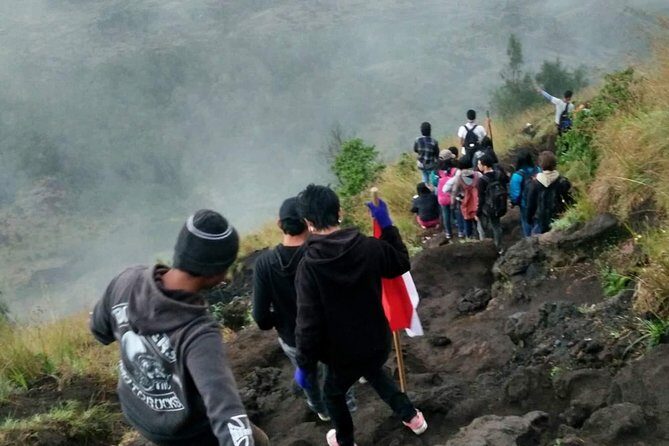 Sunrise treeking mount batur - Authentic Experiences & Authentic Guides