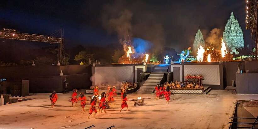 Sunset at Prambanan & Including Ticket Ramayana Ballet Show - The Spectacle of the Ramayana Ballet