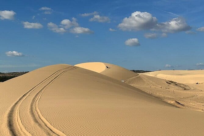 Sunset Magic at Mui Ne Sand Dunes - An Unforgettable Experience - An In-Depth Look at the Mui Ne Day Trip
