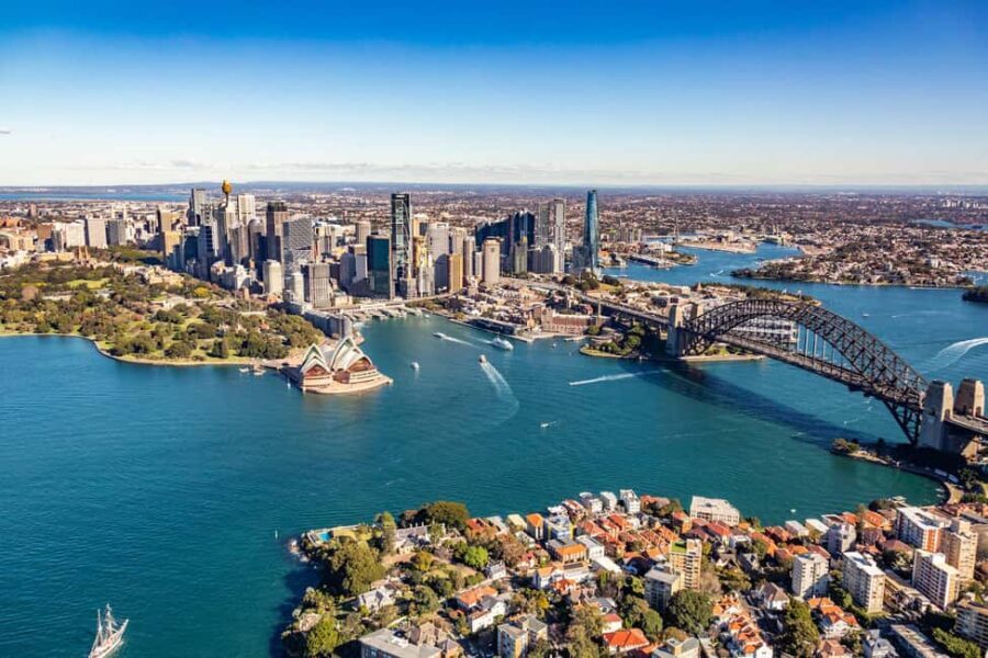 Sydney: 20-Minute Shared Helicopter Ride over Sydney Harbour - The Sum Up