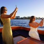 Sydney Harbour Iconic Sunset Selfies Tour - Darling Harbour and Sydney Skyline