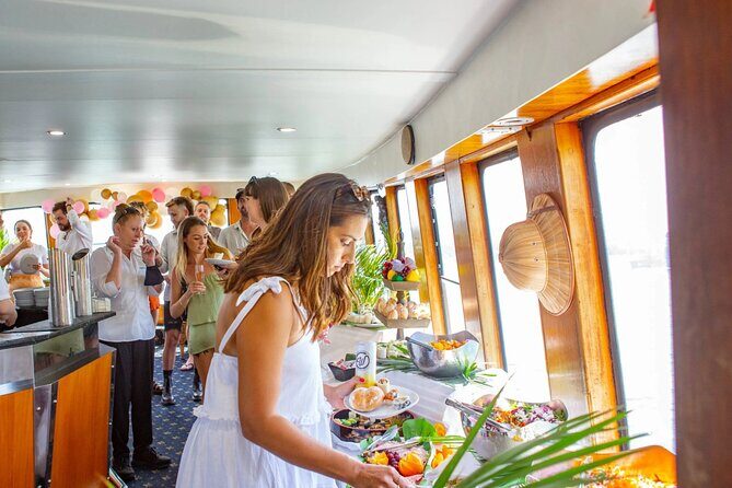 Sydney Harbour Sightseeing with Lunch and Live Commentary - Authentic Experiences & Feedback