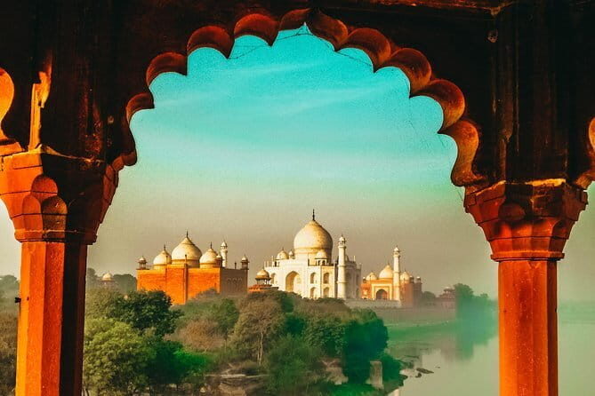 Taj Mahal Agra Tour by Gatimaan Express Train - What We Loved About This Tour