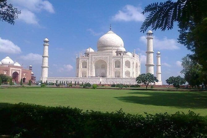 Taj Mahal Tour All Inclusive Private Tour from Delhi - What’s Included and What’s Not