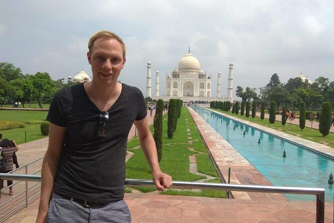 Taj Mahal Tour From Delhi - The Taj Mahal: A Masterpiece of Love and Architecture