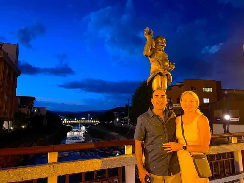 Takayama: Private Night Walking Tour with Dinner - Starting Point: The Iconic Nakabashi Bridge
