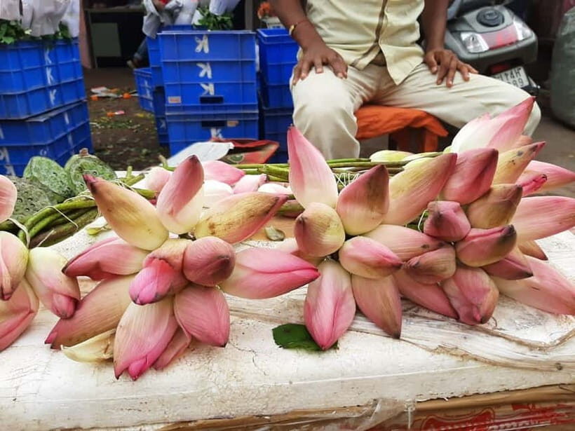 Take in the Beauty of an Early Morning with Fresh Flowers - Who Will Benefit Most from This Tour?