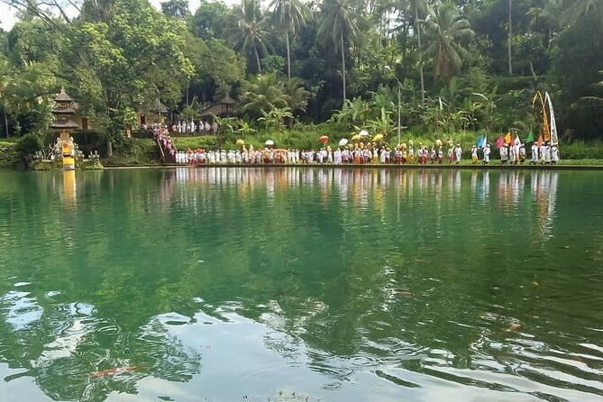 Taman Ayun Temple ,Monkey Forest , Mumbul Lake and Waterfall - Taman Ayun Temple: A Sacred Water Oasis