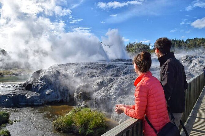 Tauranga to Rotorua Spa Pools & Te Puia Geysers. Private Tour. - A Closer Look at the Itinerary