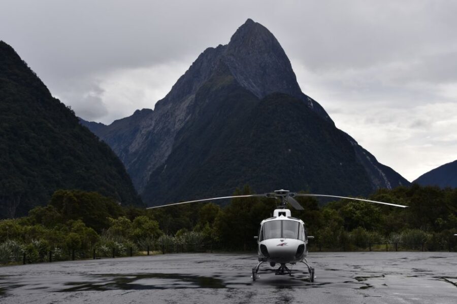 Te Anau: Milford Sound Scenic Flight with Lakeside Landing - The Highlights of the Flight Itself