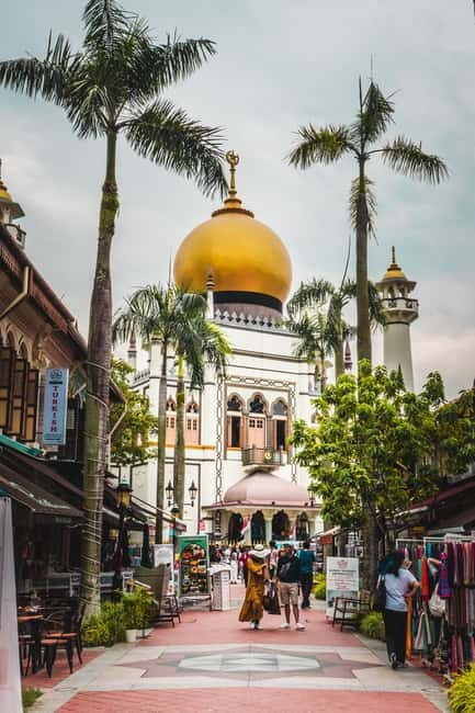 The Five Pillars of Kampong Gelam - The Experience from the Traveler’s Perspective