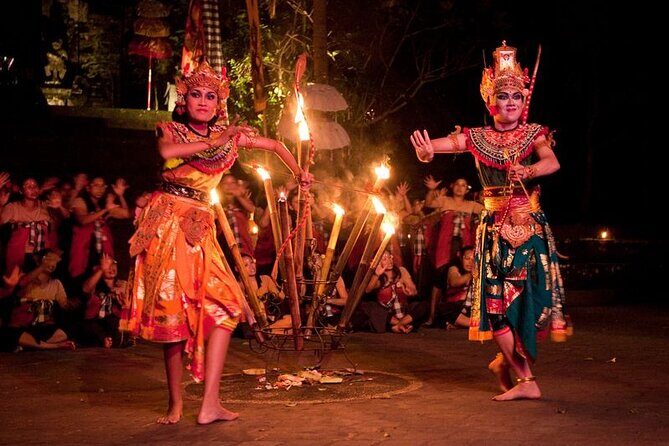 The mystical Uluwatu temple and the Kecak fire dance - The Cultural Highlight: Kecak Fire Dance