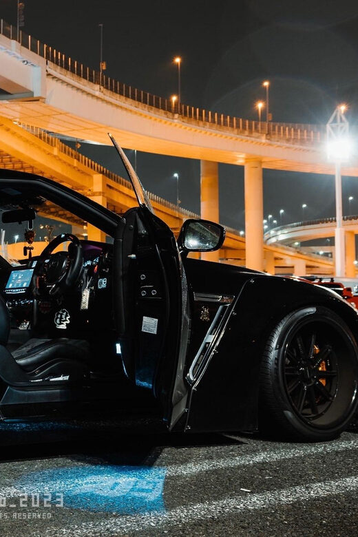 Tokyo Drift: Daikoku PA Supreme Car Experience PA - Transportation & Logistics
