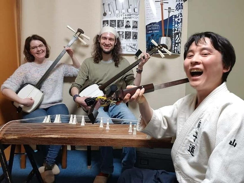 Tokyo: Learn to play traditonal songs on Tsugaru Shamisen - The Location and Setting