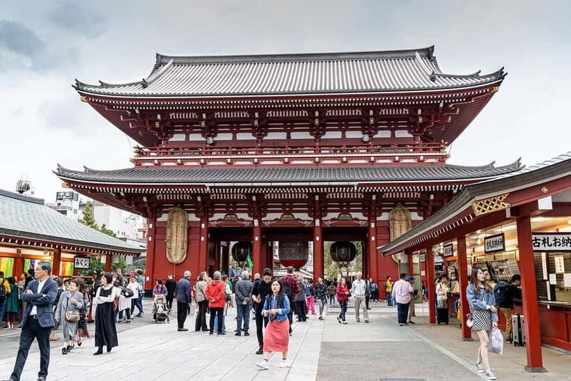 Tokyo : Private 3 hours Private Tour with a Local Guide - Why a Local Guide Matters