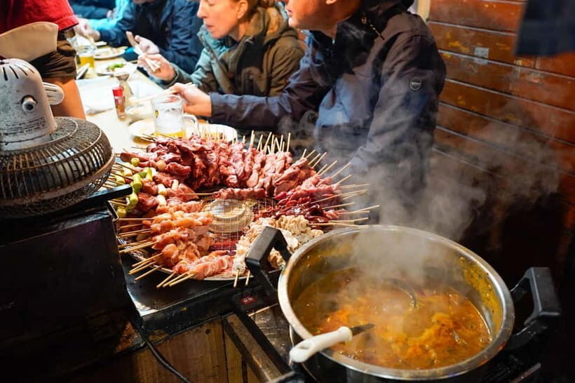 Tokyo: Shinjuku Golden Gai Bar Hopping Night Tour - Why This Tour Stands Out