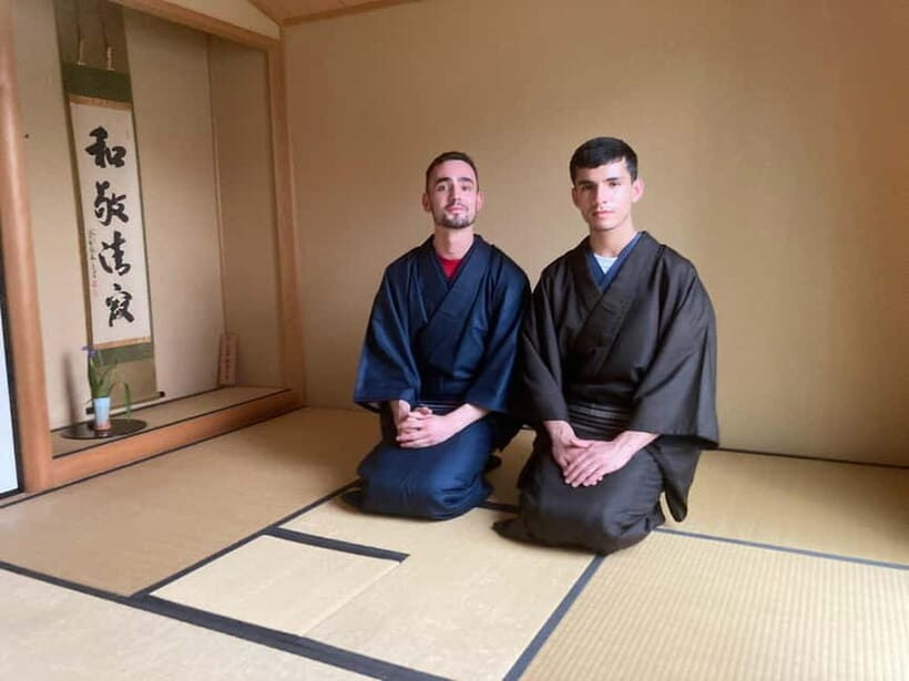 Tokyo: Tea Ceremony Experience in a small tea room - The Value of the Experience