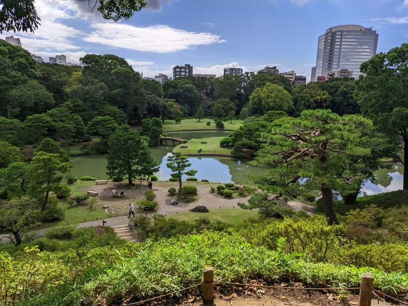 Tokyo: Temples and Rikugien Gardens Guided Walking Tour - Rikugien Garden: A Landscape of Waka Poetry