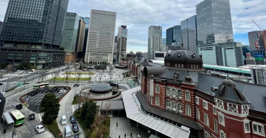 Tokyo walking tour around Imperial Palace and Tokyo Station - What to Expect During the 2-Hour Walk
