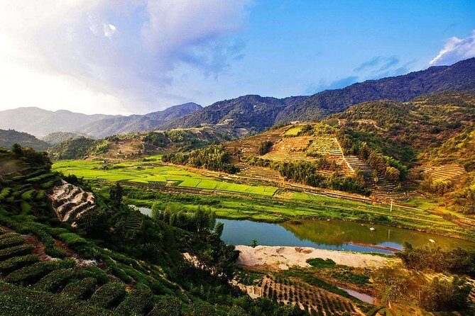 Tour Guide and Car: Private Day Tour to Yunshuiyao Ancient Village from Xiamen - What’s the Value of This Tour?