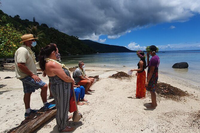 Tour Tahiti in Private - The Highlights: Natural and Cultural Wonders