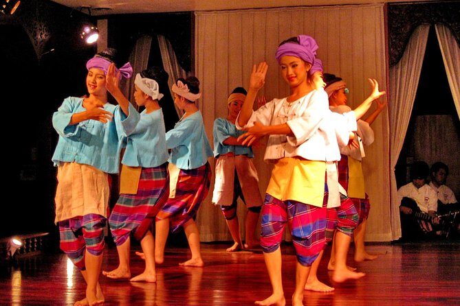 Traditional Khum Khantoke Dinner from Chiang Mai with Cultural Dance Show - The Sum Up