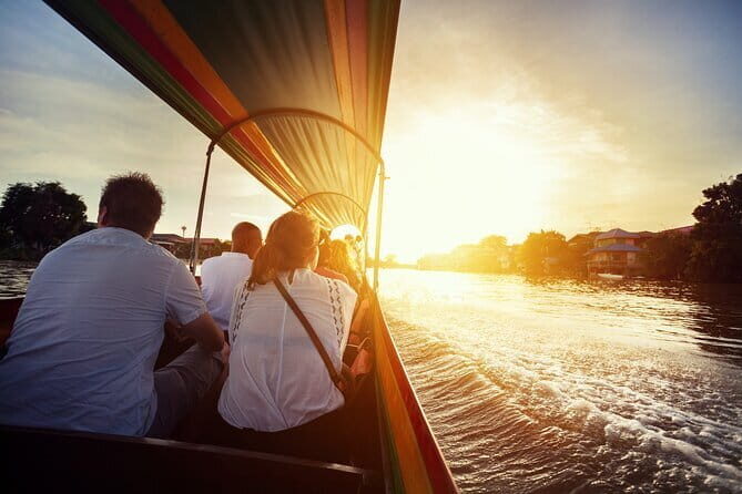 Traditional Longtail Boat Tour in Bangkok Canals - The Experience: What to Expect