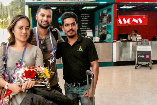 Transfer between Colombo Airport (CMB) and Kosgoda Beach Resort, Kosgoda - What to Expect During the Transfer