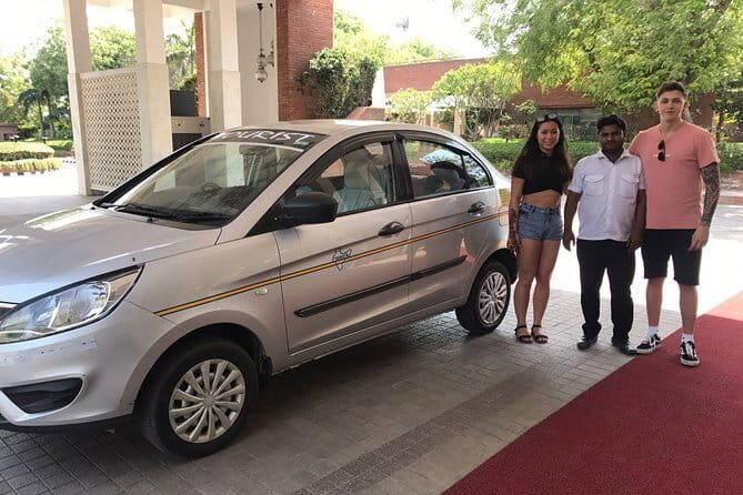 Transfer from New Delhi to Agra by Private car - Transportation and Comfort