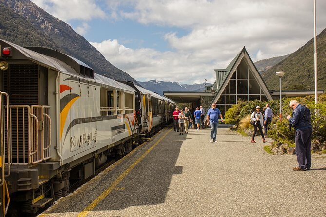 TranzAlpine Train Journey: Christchurch to Greymouth - Experience on Board