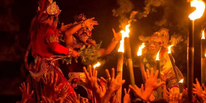 Ubud: Kecak Dance and Royal Balinese Dinner - Practical Details and Logistics