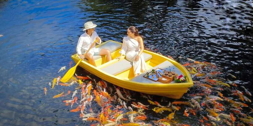 Ubud: Private Romantic Photo Cruise with Food and Drinks - The Itinerary and Experience Details