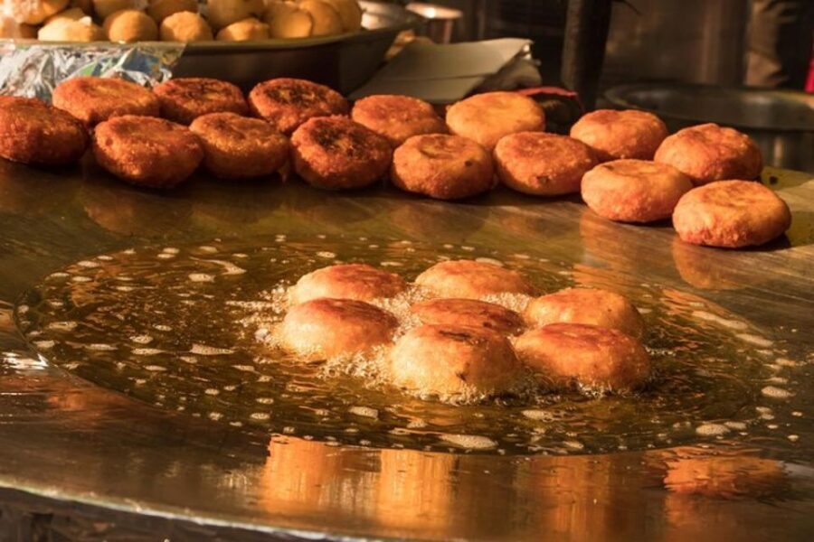 Udaipur: Guided Street Food Tour with Tastings - A Closer Look at the Itinerary