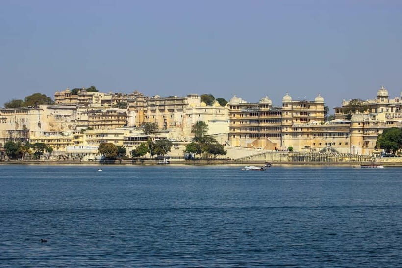 Udaipur: Lake Pichola Boat Trip - The Sum Up