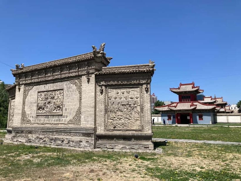 Ulaanbaatar: Private custom walking tour with a local guide - FAQs
