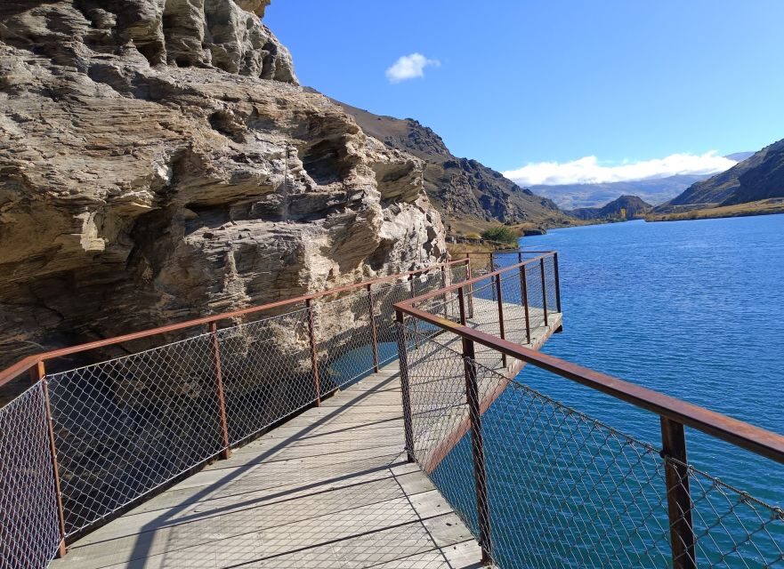 Ultimate Lake Dunstan Bike Hire, Shuttles And Boat Return - The Unique Features of the Trail