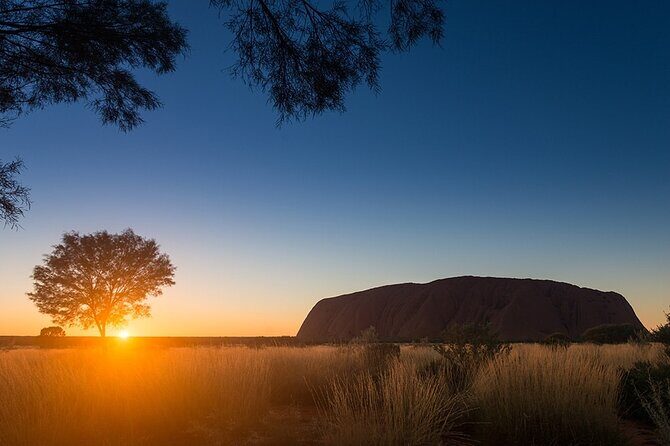 Uluru Overnight Escape from Ayers Rock - What’s Included and What’s Not